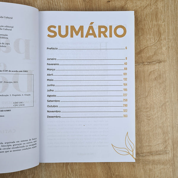 Devocional Papo com Deus | Catia Regiely – Glorificai Gospel Book Store